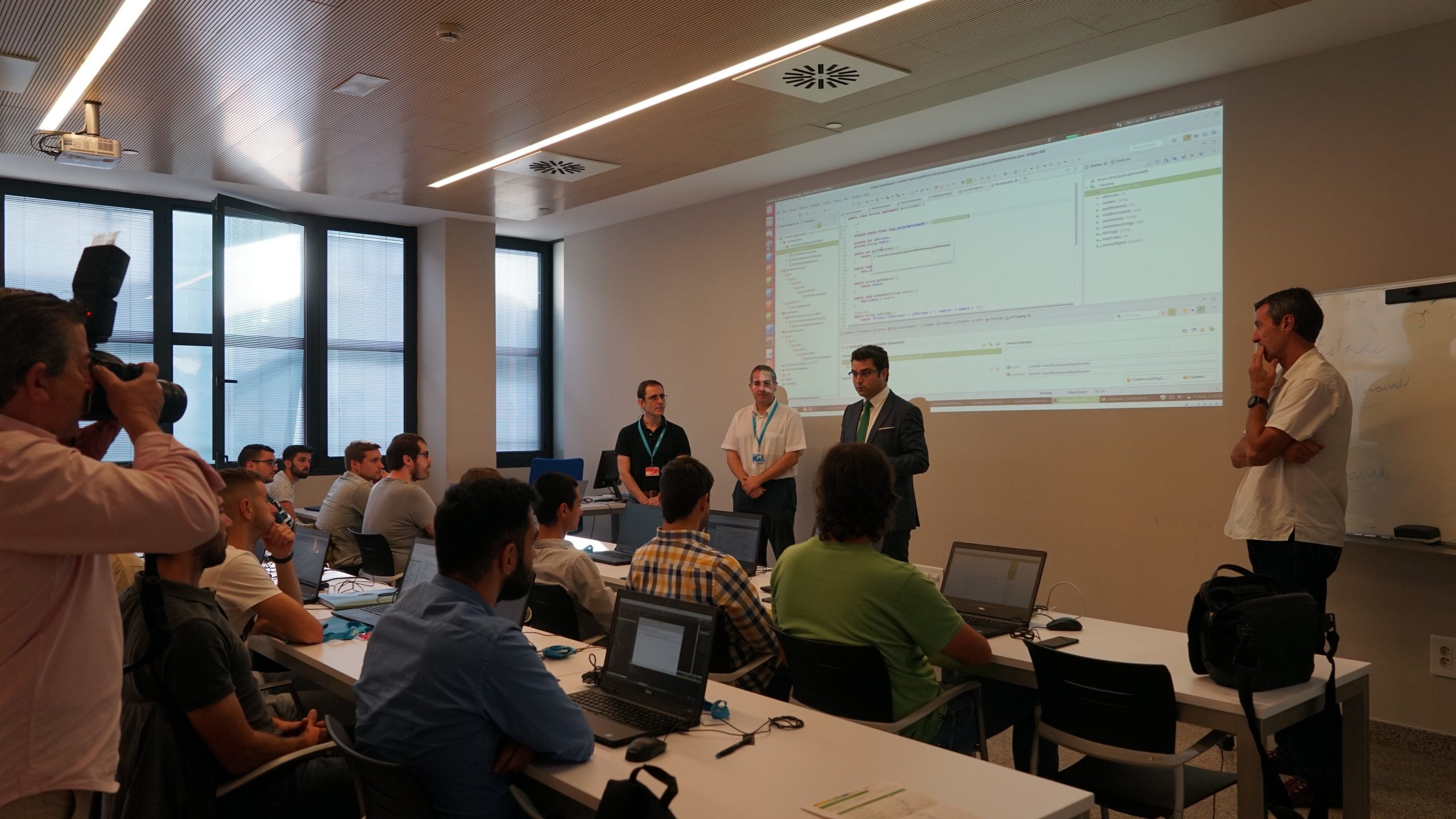 Curso Desarrollo de Aplicaciones Web con Tecnologías Java impartido en CIC
